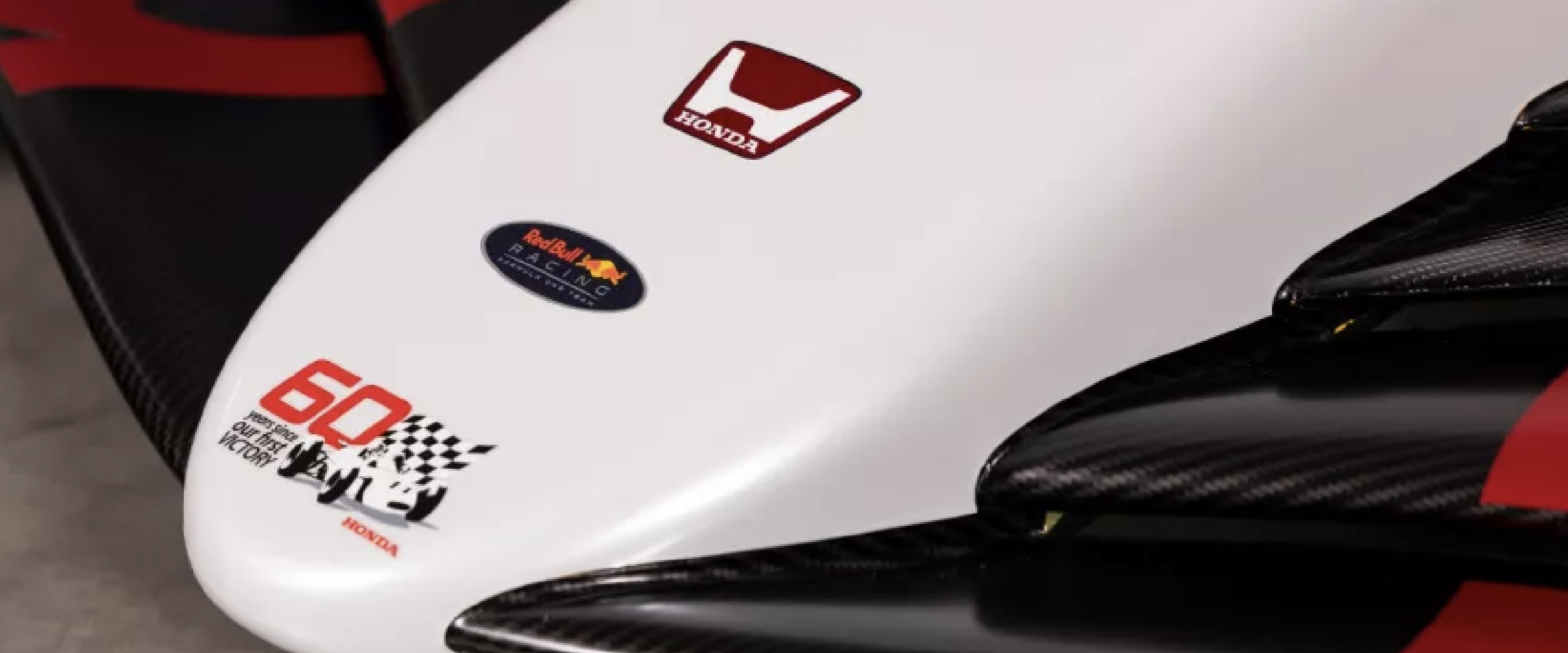 Max Verstappen Persembahkan Kemenangan Bersejarah di Balapan Kandang ...